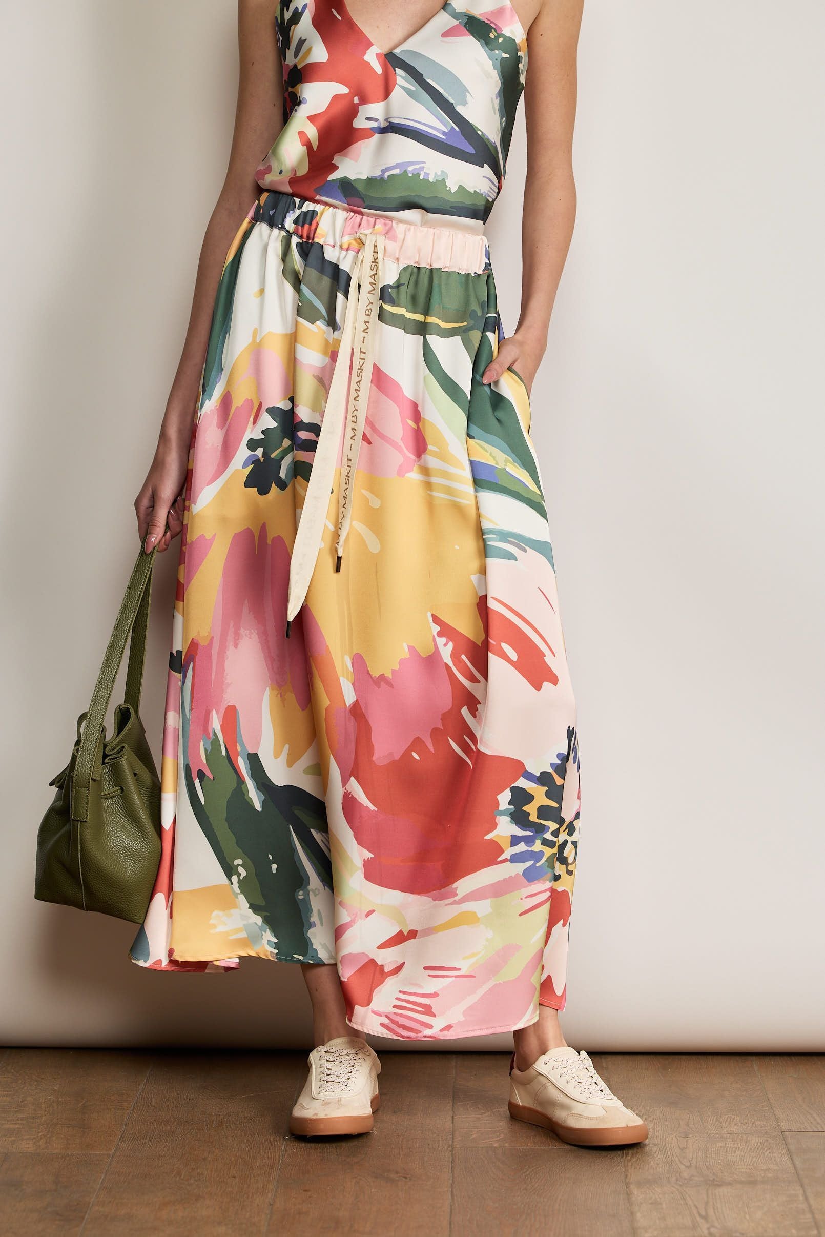 ESTELLE SKIRT WHITE FLORAL – Maskit.com